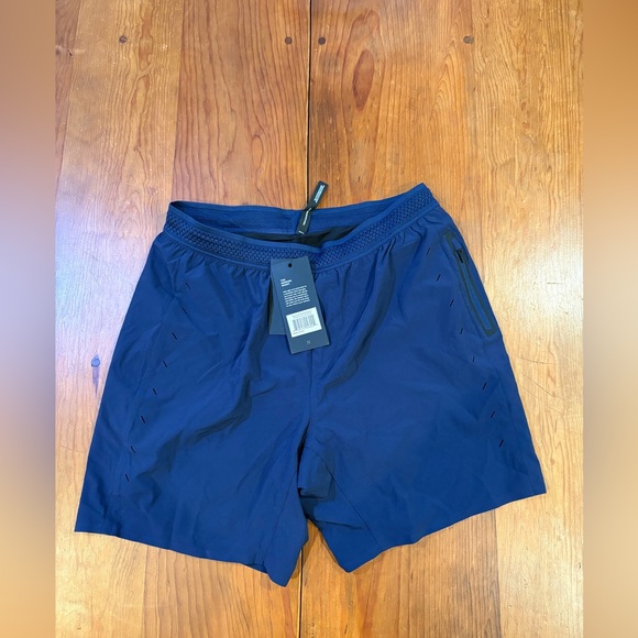 Ten Thousand | Shorts | Ten Thousand Session Short Ultralight Workout ...